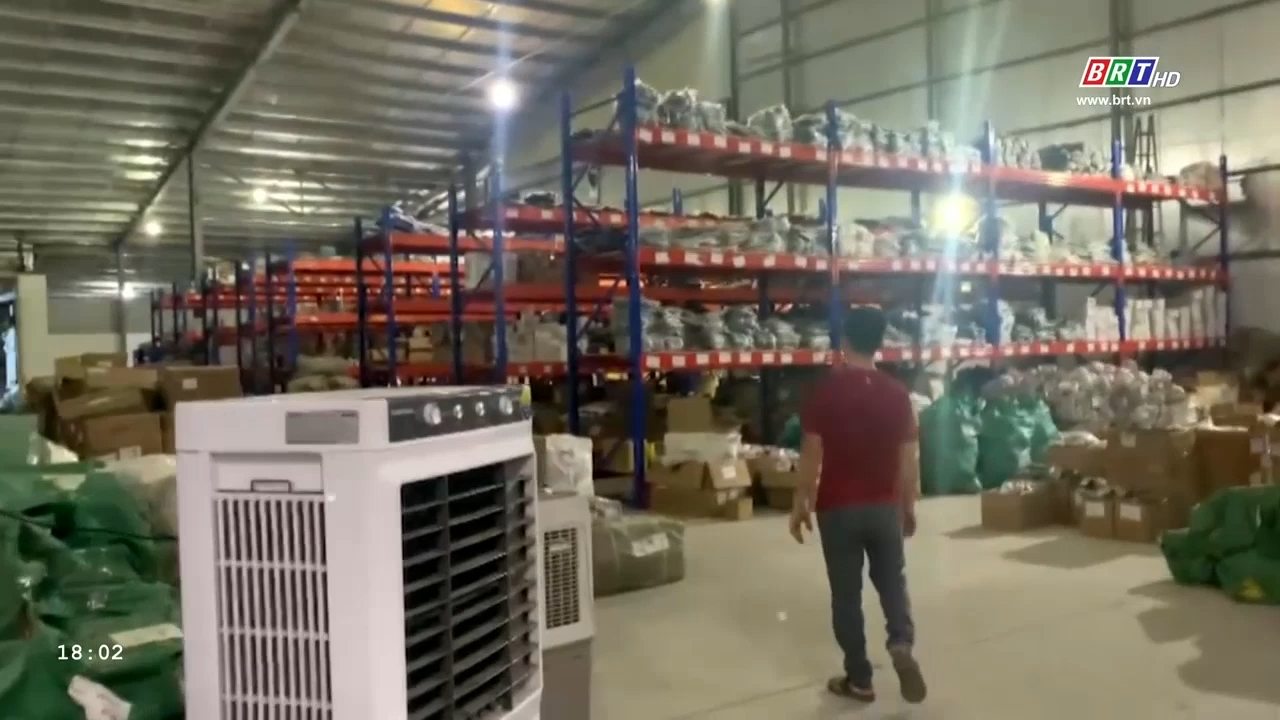 Phát hiện kho iPhone, iPad “khủng” không rõ nguồn gốc